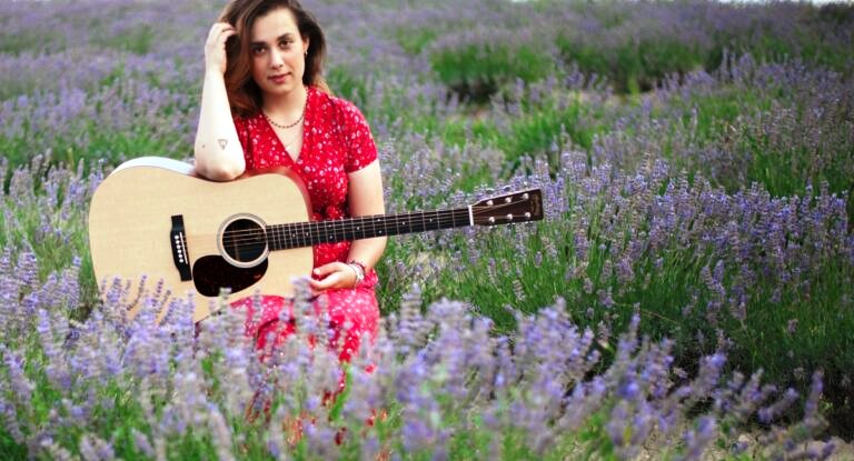 Giulia Pratelli: “Tutti i santi” è il nuovo EP dal quale è estratto l ...